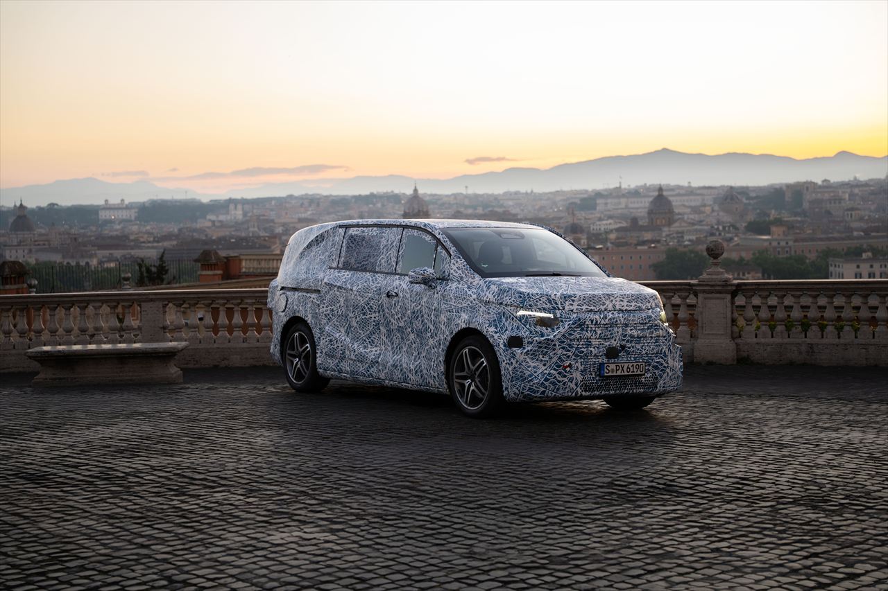 その名は「VLE」。メルセデス・ベンツの新型EVバンがアルプス越えの1100kmロングランで驚きの性能を見せた！ - LE VOLANT WEB | 自動車情報サイト『LE VOLANT ...