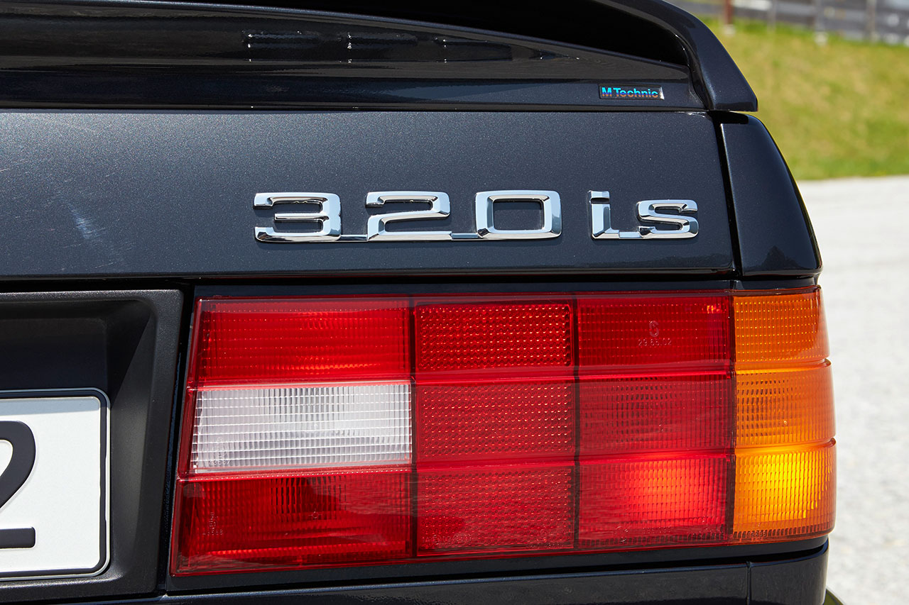 M3、ツーリングを生んだ「バブル時代の本命」。2代目「BMW 3シリーズ」（E30）は、いかにして初代を超えたか【3シリーズ半世紀の軌跡_03】 - LE VOLANT WEB | 自動車情報 ...