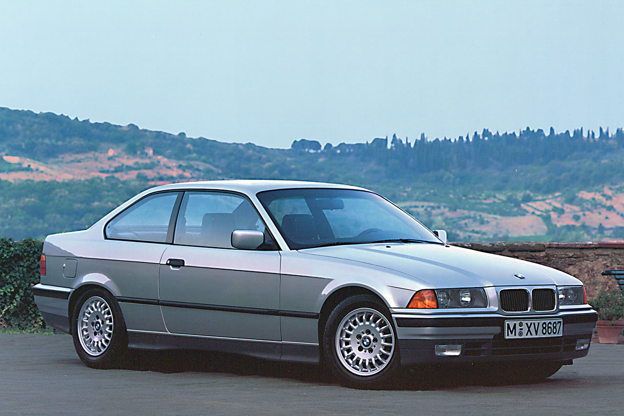時代のアイコン、3代目BMW「3シリーズ」（E36）。なぜこの一台が「スポーツセダンの理想形」と呼ばれたのか【3シリーズ半世紀の軌跡_04】 - LE VOLANT WEB | 自動車情報 ...
