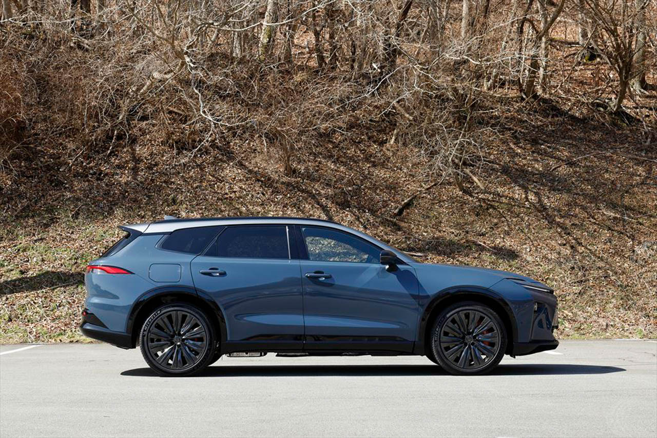 【長距離テスト】実燃費20.1km/L！ トヨタ「クラウン エステート」PHEV、「ライバル不在」の実力を徹底検証 - LE VOLANT WEB | 自動車情報サイト『LE VOLANT ...