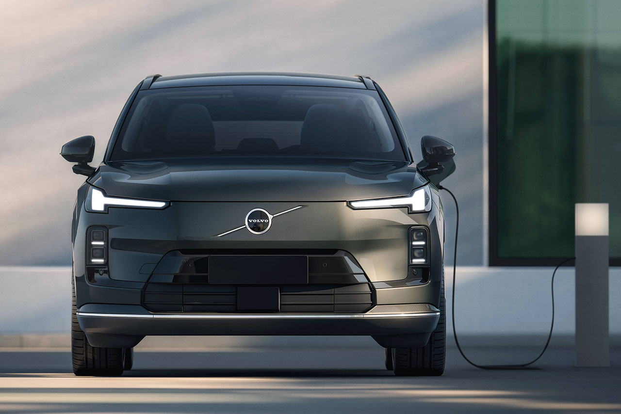 電気のみで航続200km超のPHEV！ボルボ、新型「XC70」を正式発表し中国市場にて予約注文を先行受付開始 - LE VOLANT WEB | 自動車情報サイト『LE VOLANT WEB ...