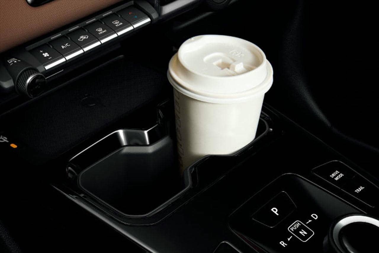 スズキ新型BEV「eビターラ」の全貌を解説。実質312万円〜の価格と本格4WDで市場を狙う - LE VOLANT WEB | 自動車情報サイト『LE VOLANT WEB(ル・ボラン ウェブ)』