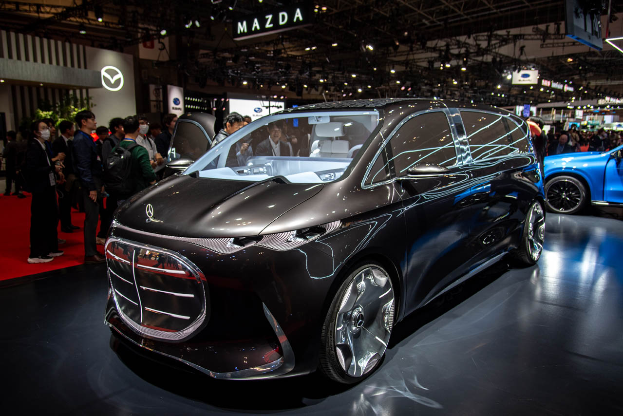 【JMS 2025 注目モデル】五感で感じるメルセデスの「両極」。アジア初公開「AMG GT XX」から至高の「マイバッハ SL」まで - LE VOLANT WEB | 自動車情報サイト ...