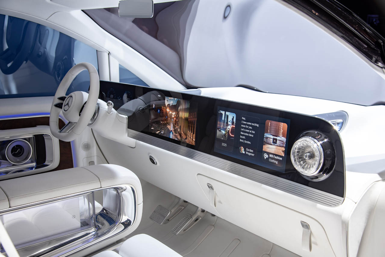 【JMS 2025 注目モデル】五感で感じるメルセデスの「両極」。アジア初公開「AMG GT XX」から至高の「マイバッハ SL」まで - LE VOLANT WEB | 自動車情報サイト ...