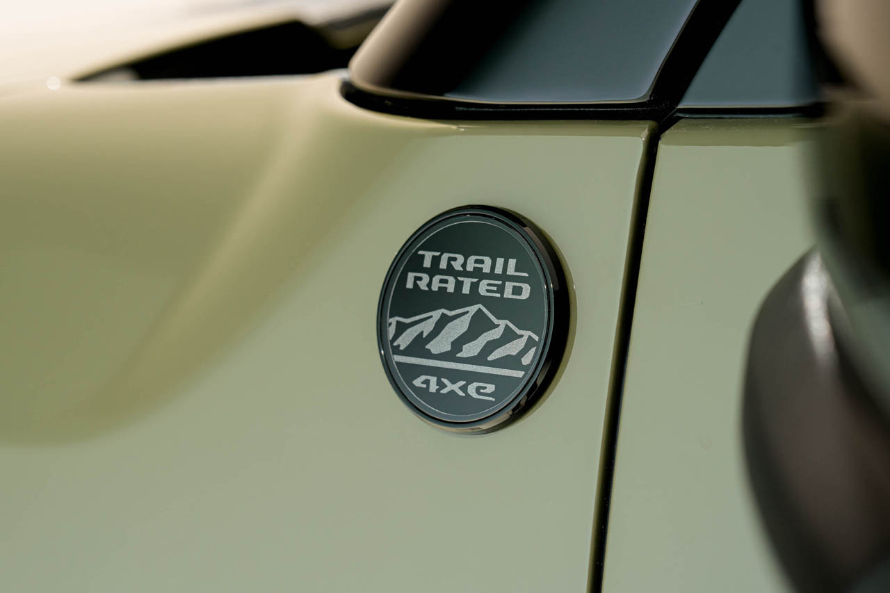 【写真34枚】“EV版ラングラー”の全貌判明。650馬力・ドア着脱可能、ジープ新型「リーコン」は本気のクロカンBEV - LE VOLANT WEB | 自動車情報サイト『LE VOLANT ...